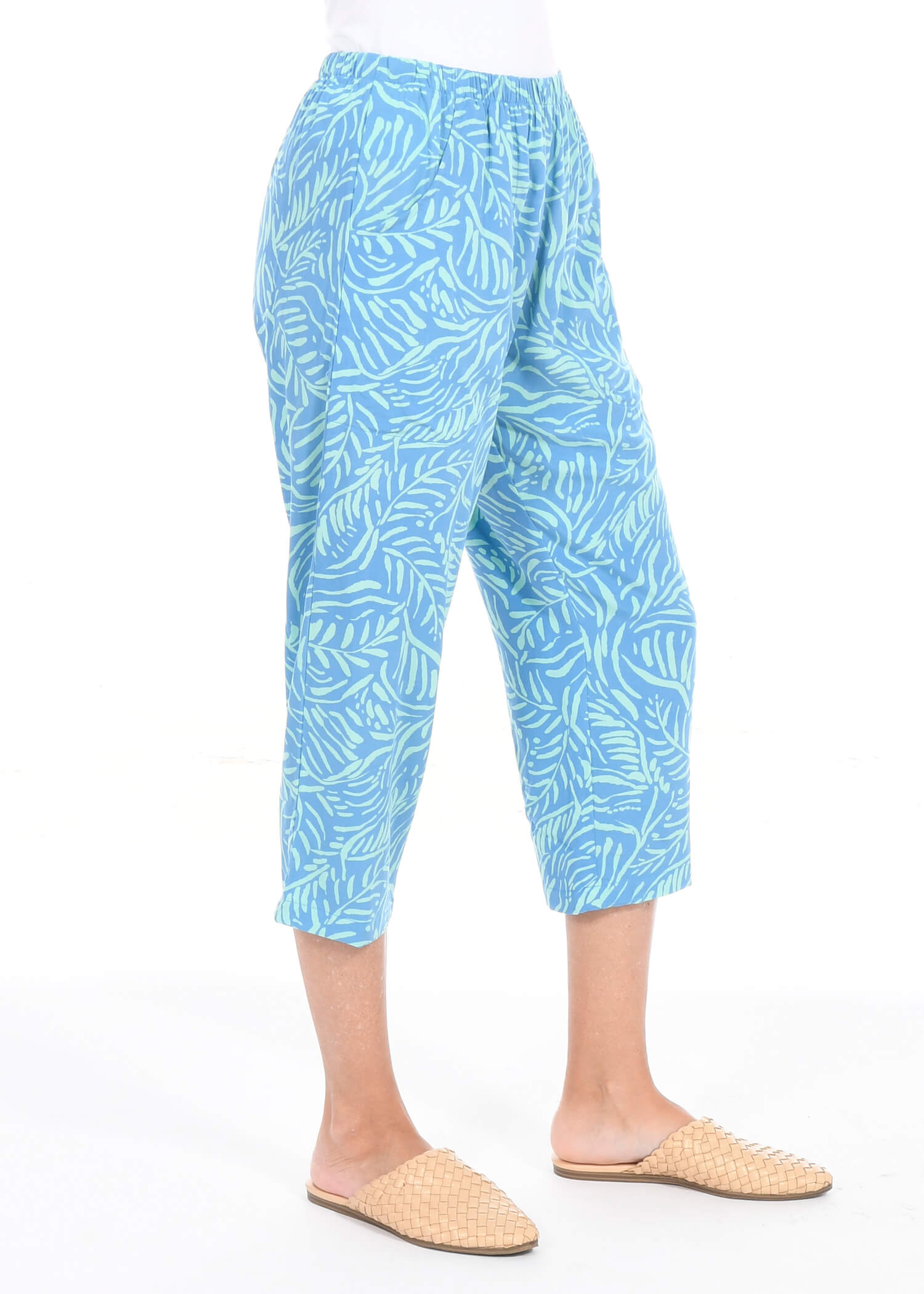 FLAX CAPRI| Women| Bottoms| Shop Blue Ginger
